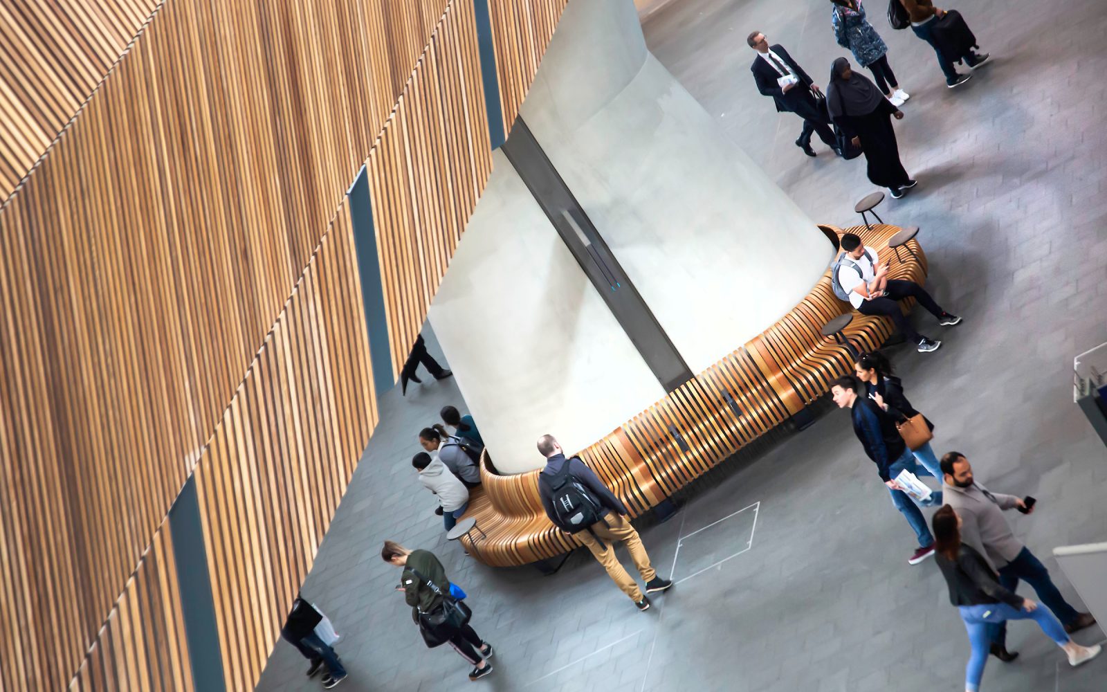 3 steps to create a good sense of place with public seating - Americas