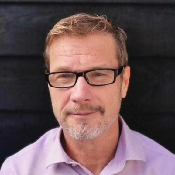 London Bridge Station - Green Furniture Concept